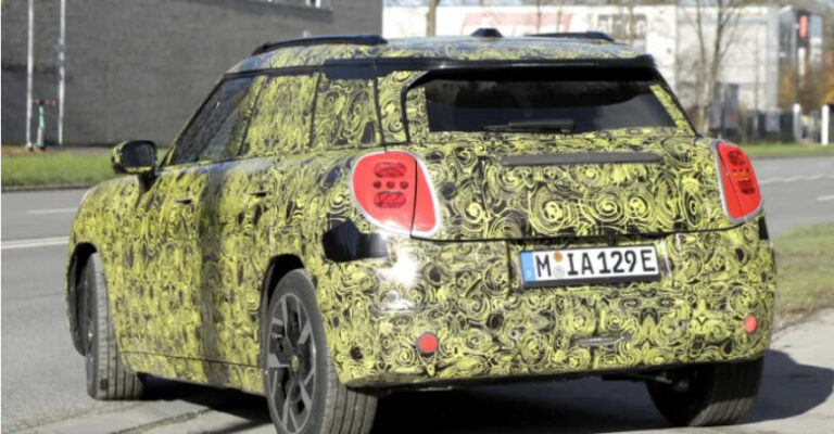 BMW MINI Aceman J01のスペックと特徴：2025モデルの詳細解説 | BMWとオープンカー、2台持ちは大変でした/GOCCHI